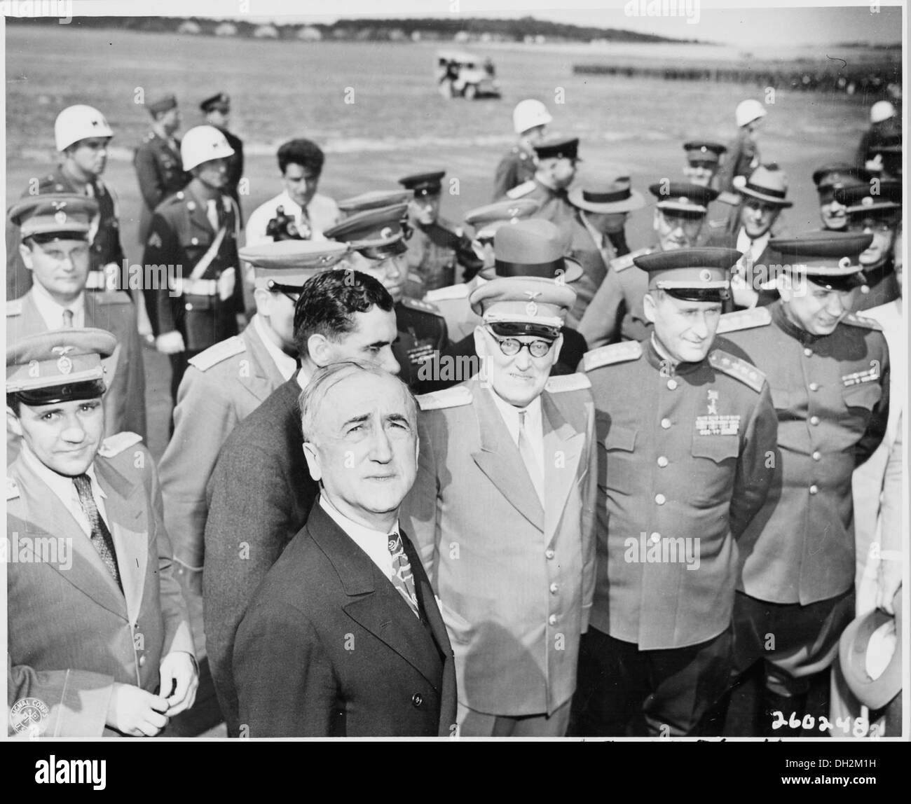 Soviet military officers hi-res stock photography and images - Alamy