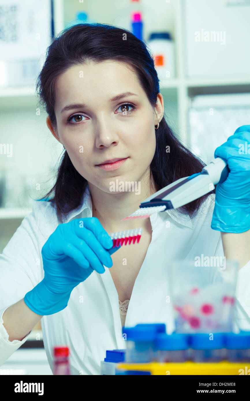 genetics researcher makes genetic analysis Stock Photo - Alamy