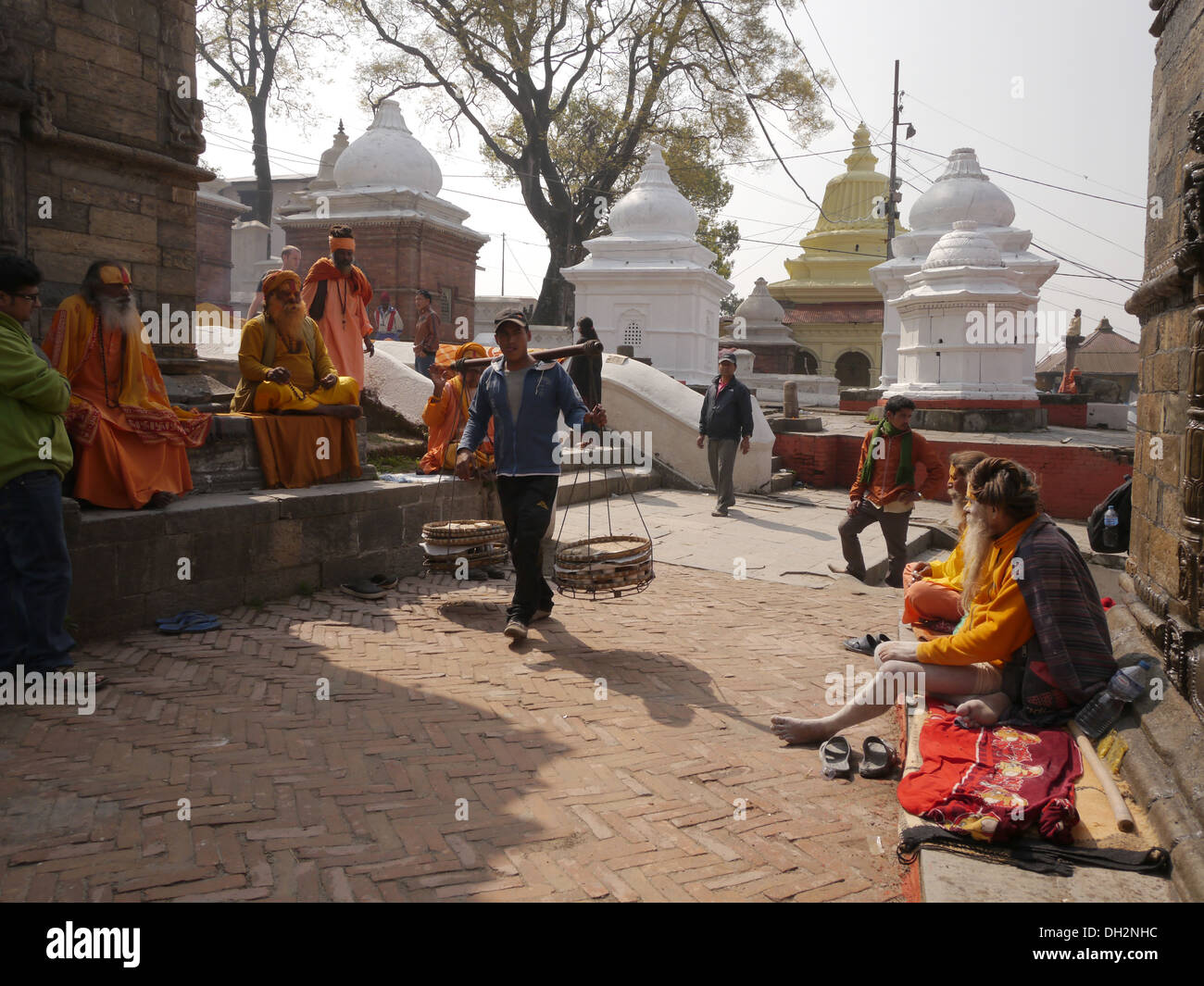 Sadhus holymen temple hi-res stock photography and images - Alamy