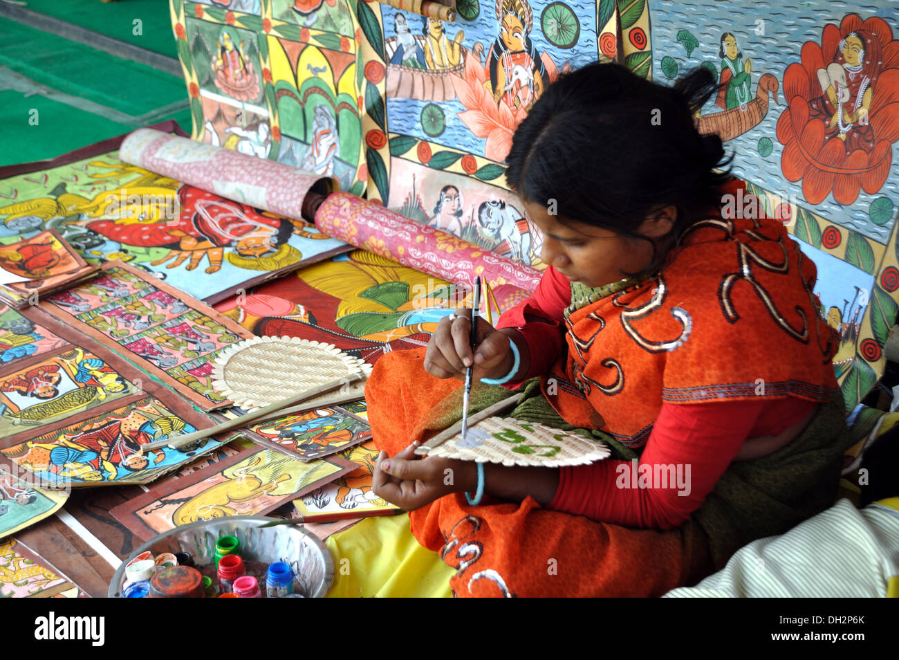 Patachitra paintings hi-res stock photography and images - Alamy