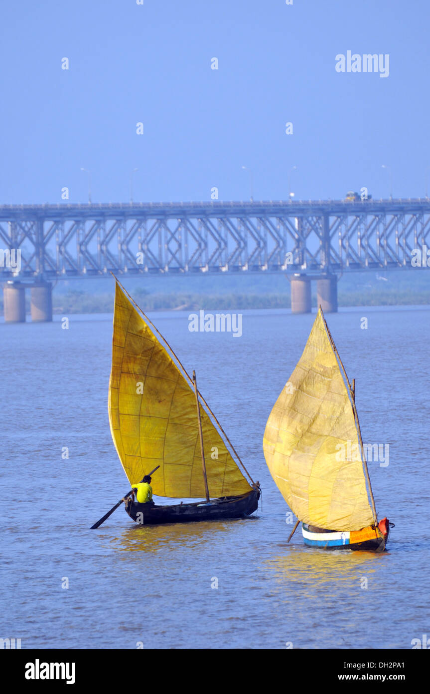 sailboat godavari river Andhra pradesh India Stock Photo - Alamy