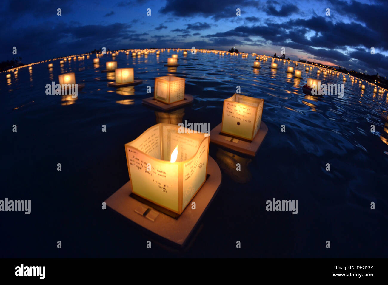 Floating lanterns hawaii hi-res stock photography and images - Alamy