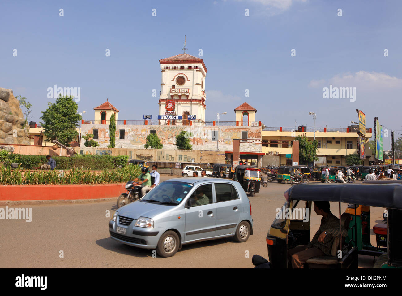 Bharuch Railway Station Gujarat India Asia Stock Photo - Alamy