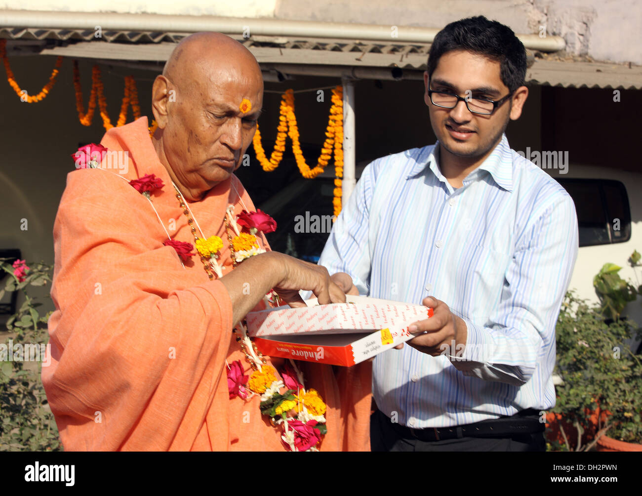 Swami Satyamitranand , Swami Satmitranand Giri Ji a Hindu spiritual ...