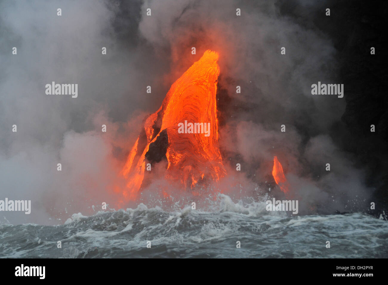 Ocean floats hi-res stock photography and images - Alamy