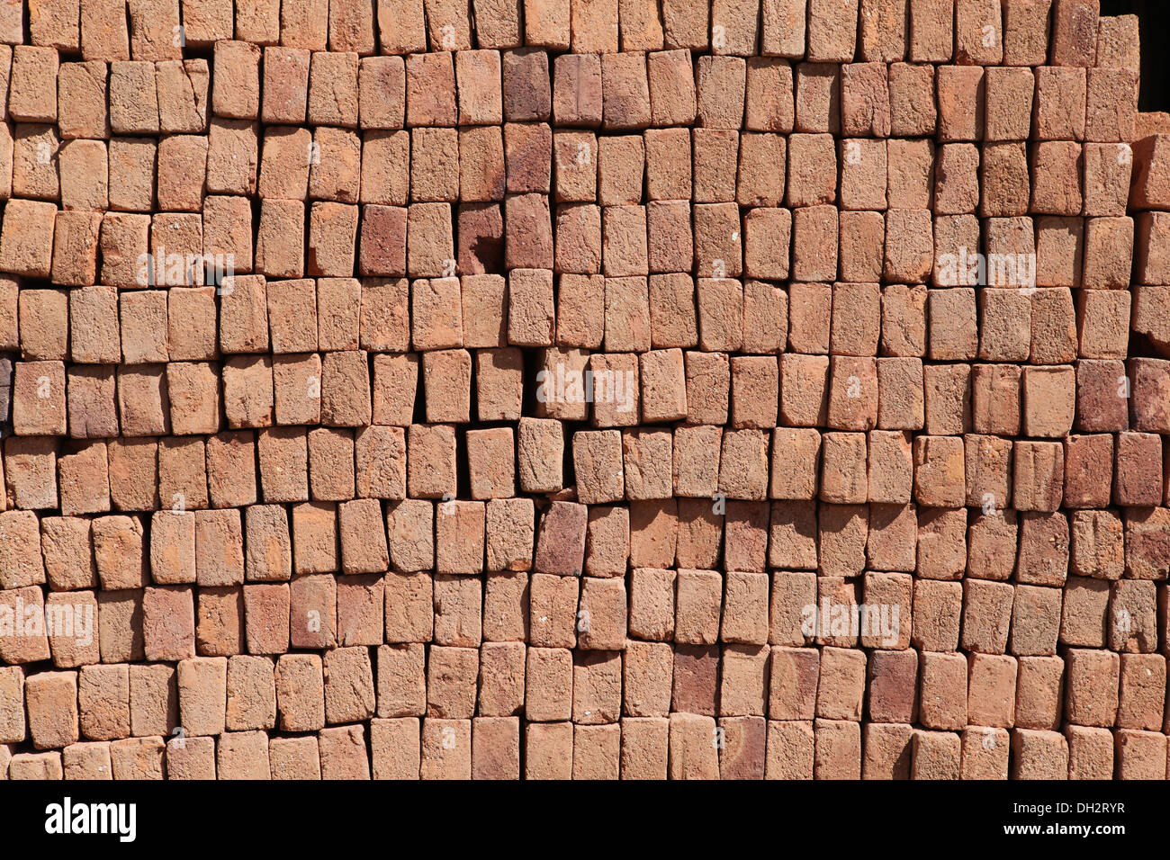 Clay bricks hi-res stock photography and images - Alamy
