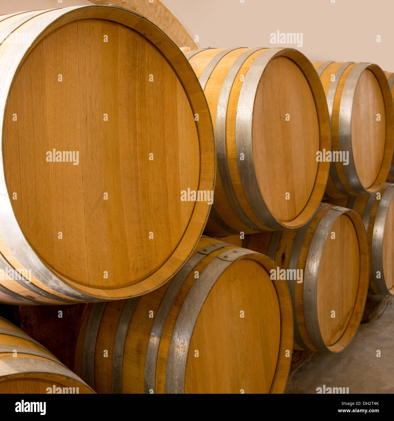 Oak wine barrels at a winery hi-res stock photography and images - Alamy