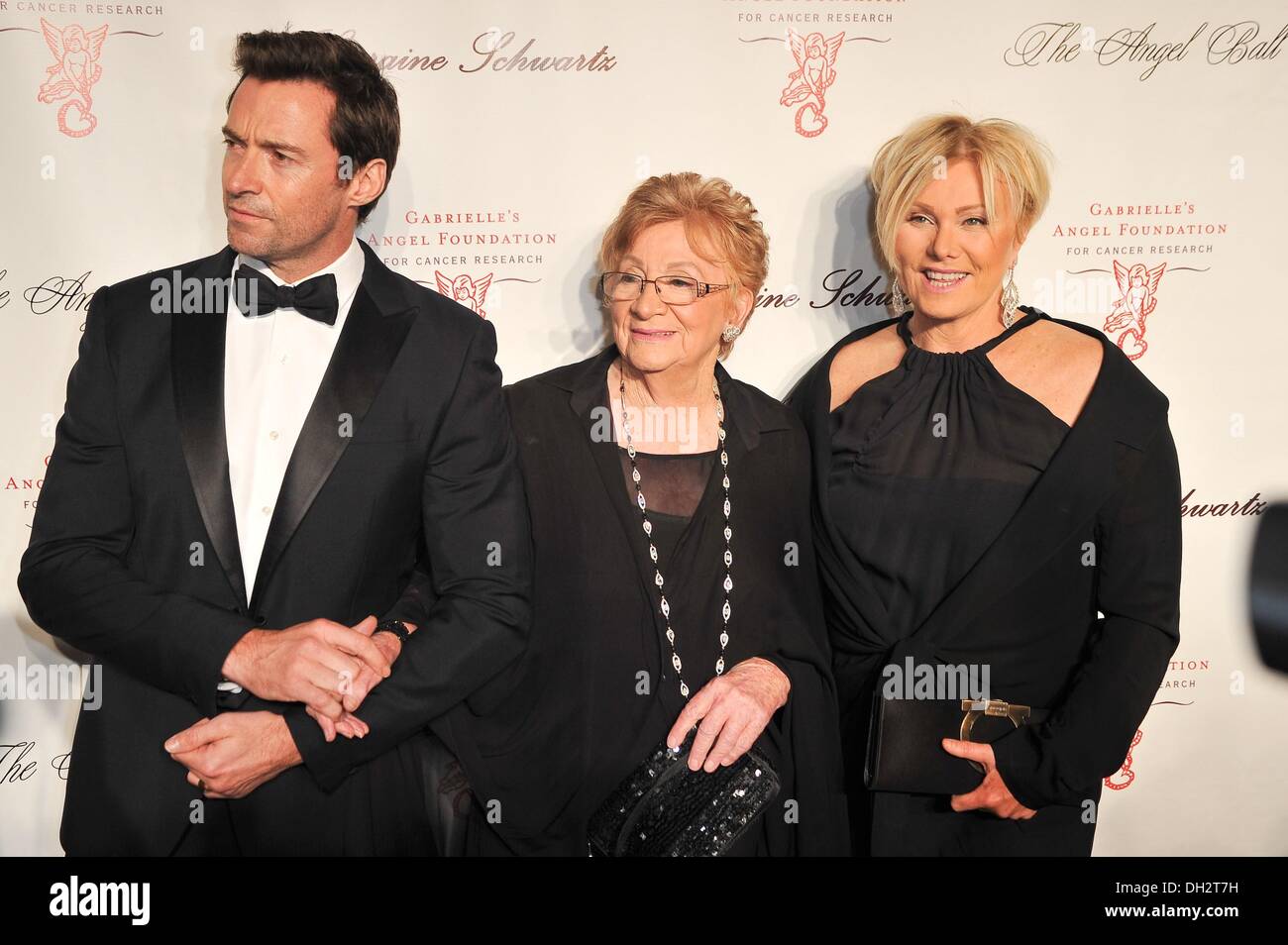 New York, NY, USA. 29th Oct, 2013. Hugh Jackman, Faye Duncan, Deborra ...