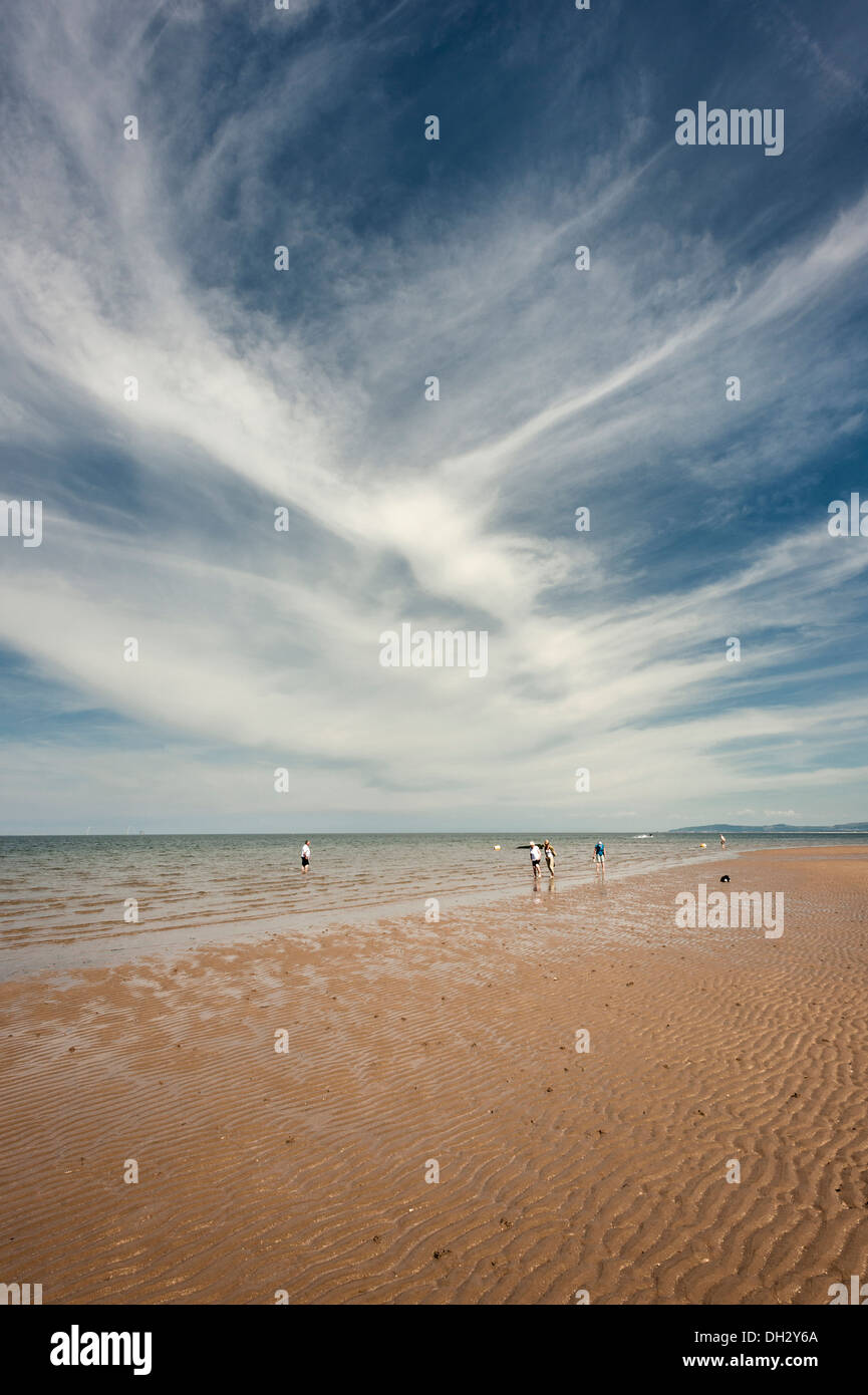 Beach old colwyn colwyn bay north hi-res stock photography and images ...