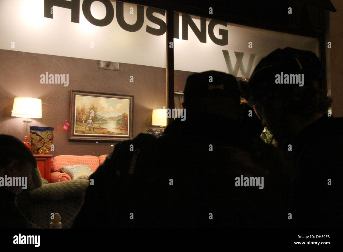 Banksy signature hi-res stock photography and images - Alamy