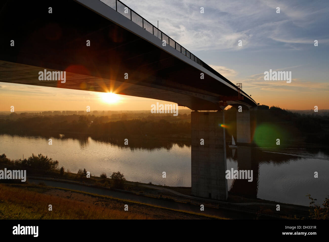 Germany, Schleswig-Holstein, Kiel Canal, bridge, road, sunset, channel ...