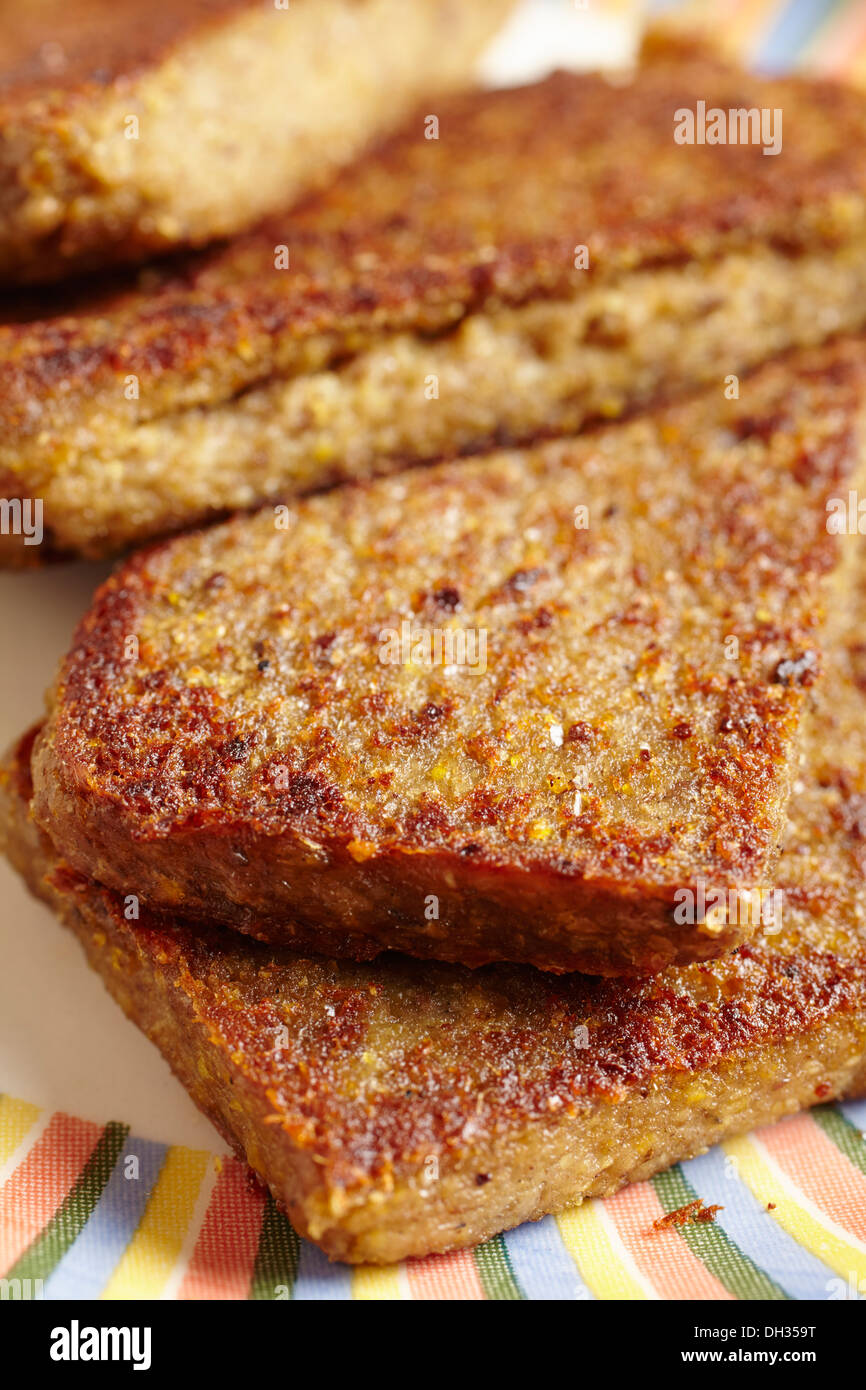 Scrapple hi-res stock photography and images - Alamy