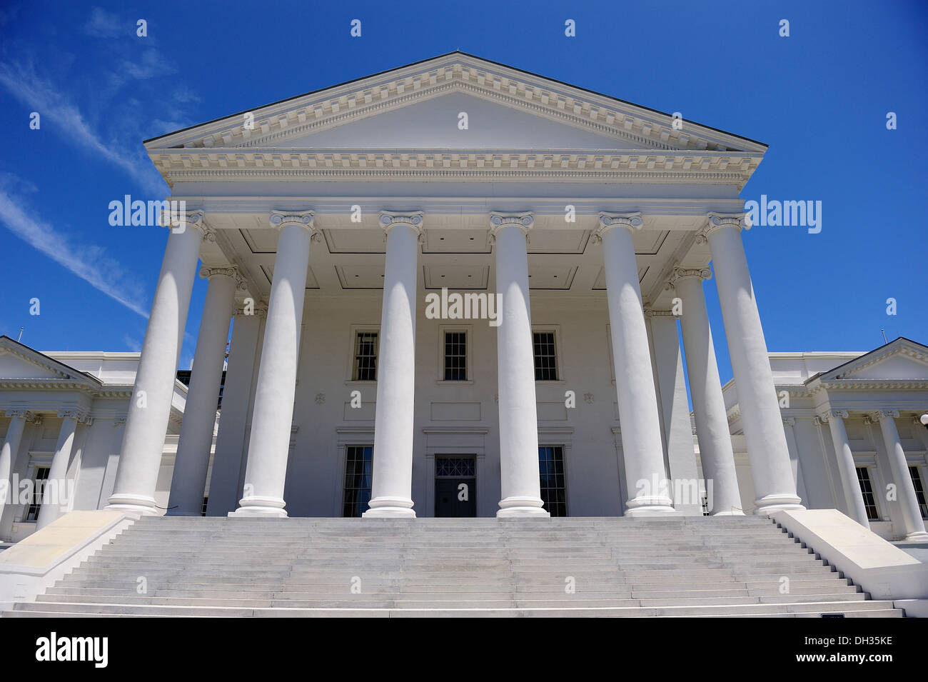 The State Capital Building of Virginia in Richmond, Virginia, USA Stock ...