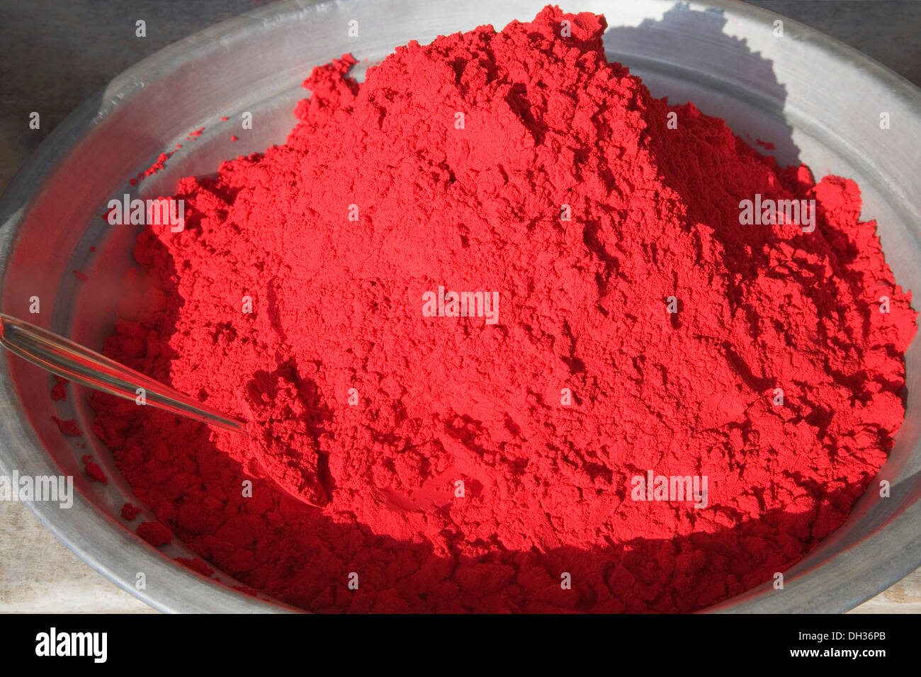 Sindoor hi-res stock photography and images - Alamy