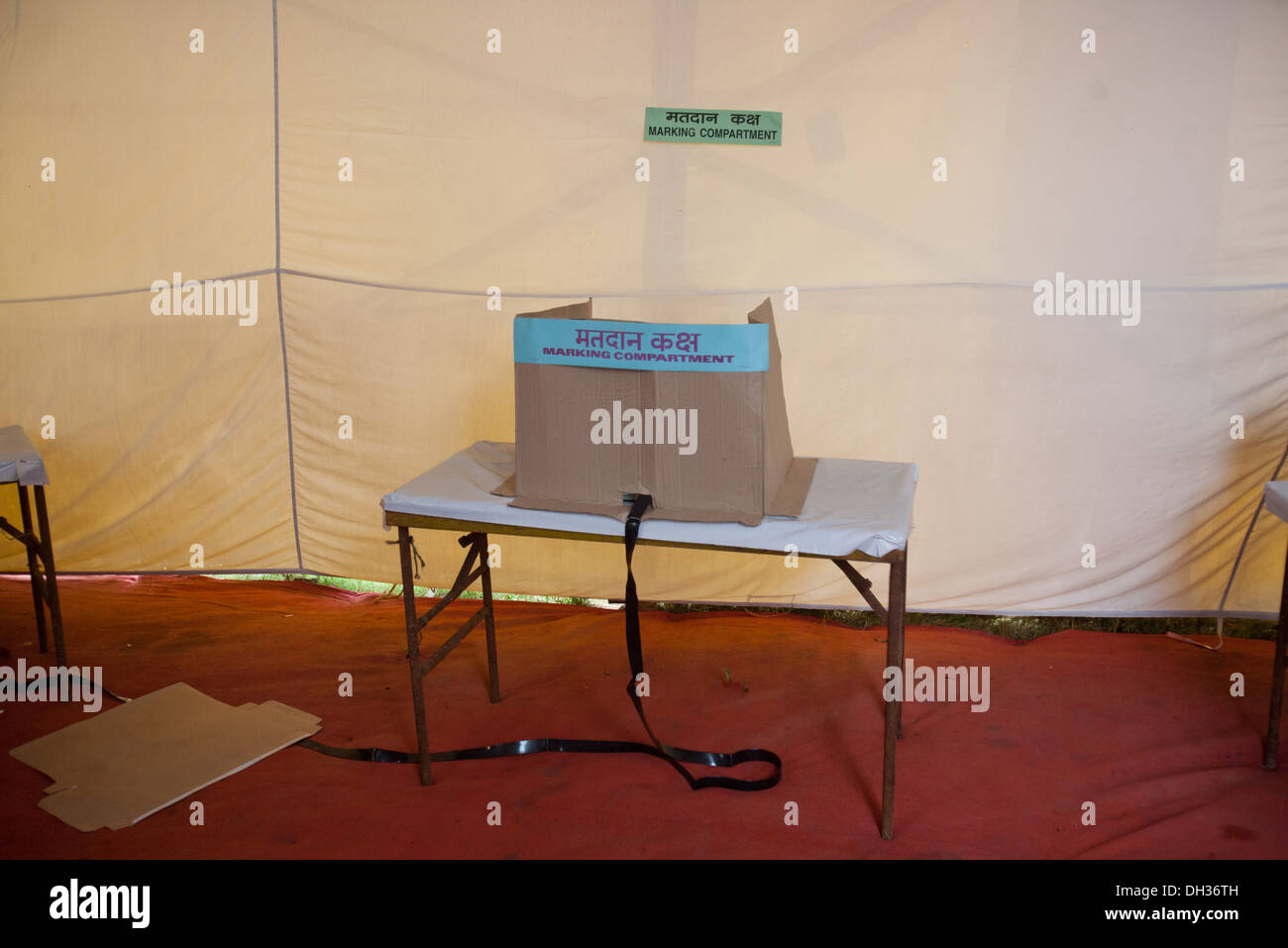 Electronic Voting Machine High Resolution Stock Photography and Images ...
