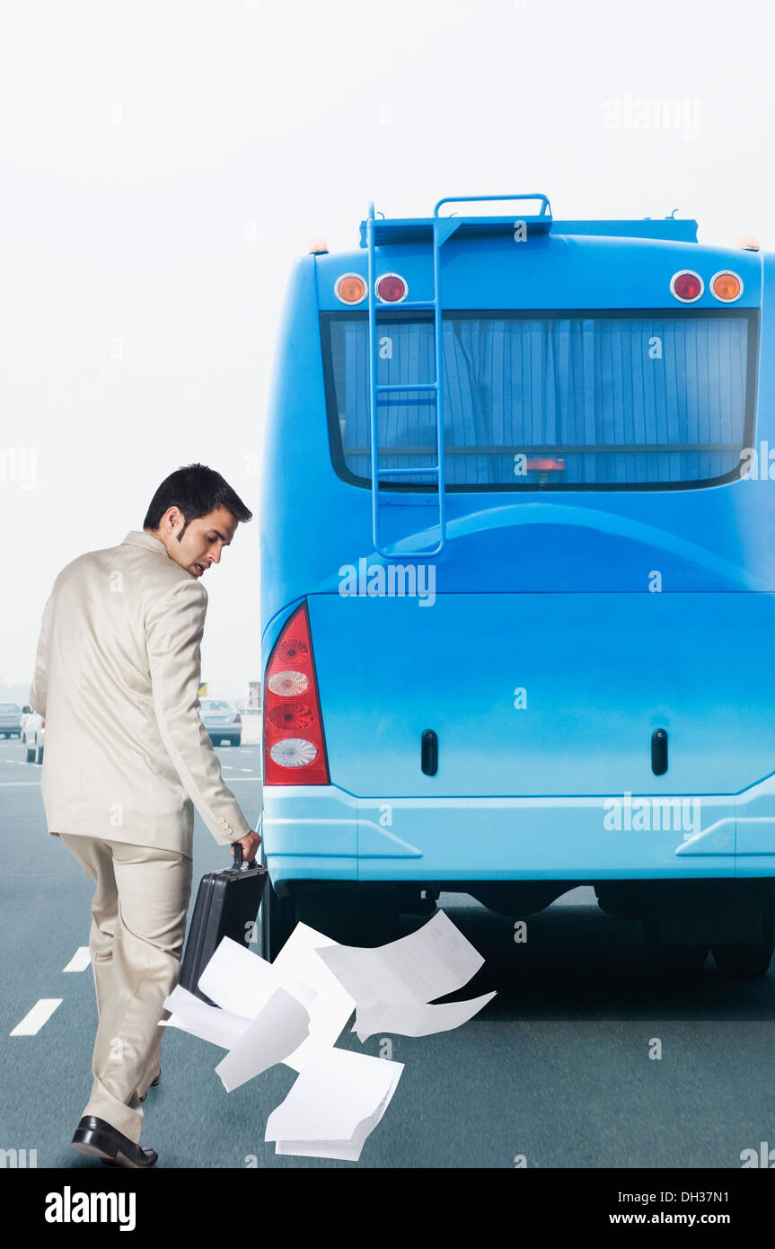 Getting down from a bus hi-res stock photography and images - Alamy