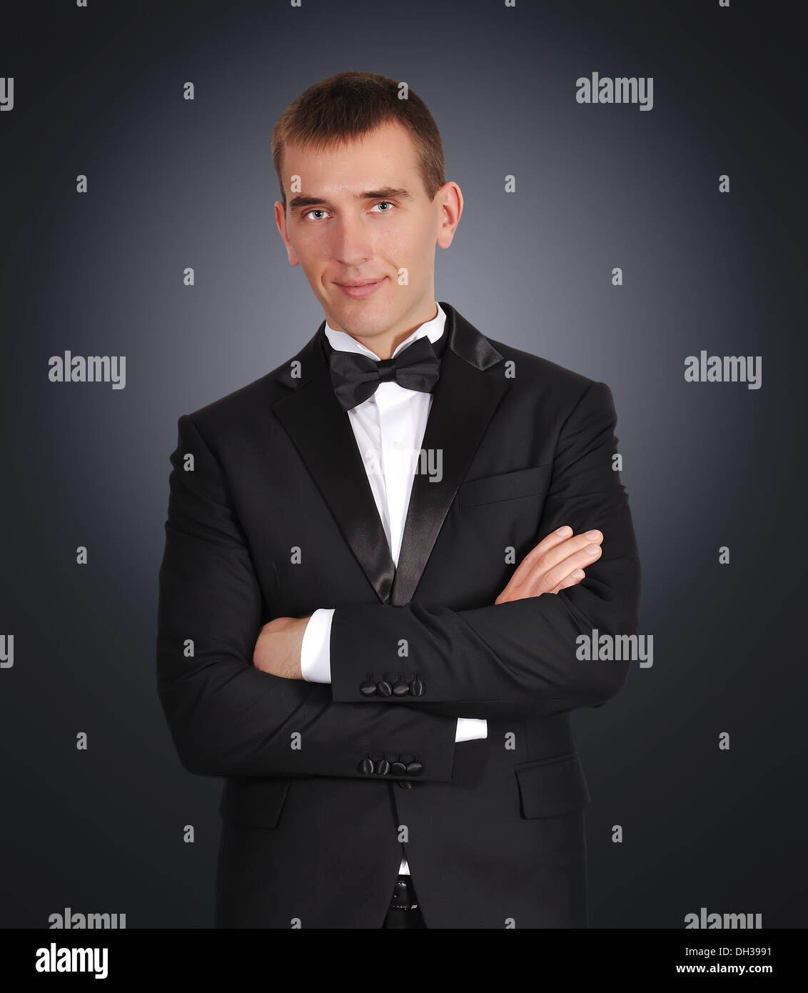 Formal black tuxedo hi-res stock photography and images - Alamy