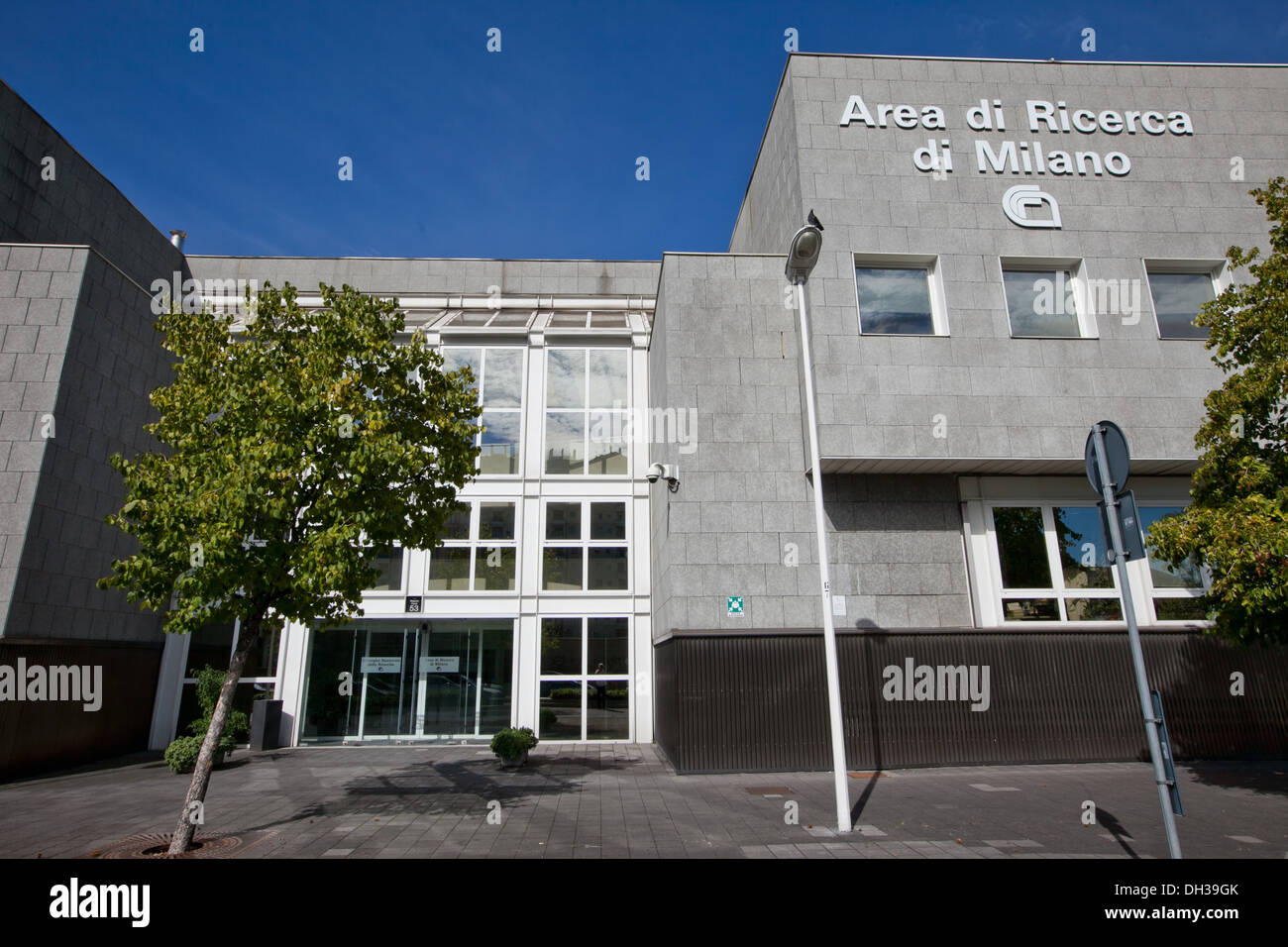National research center, italy hi-res stock photography and images - Alamy