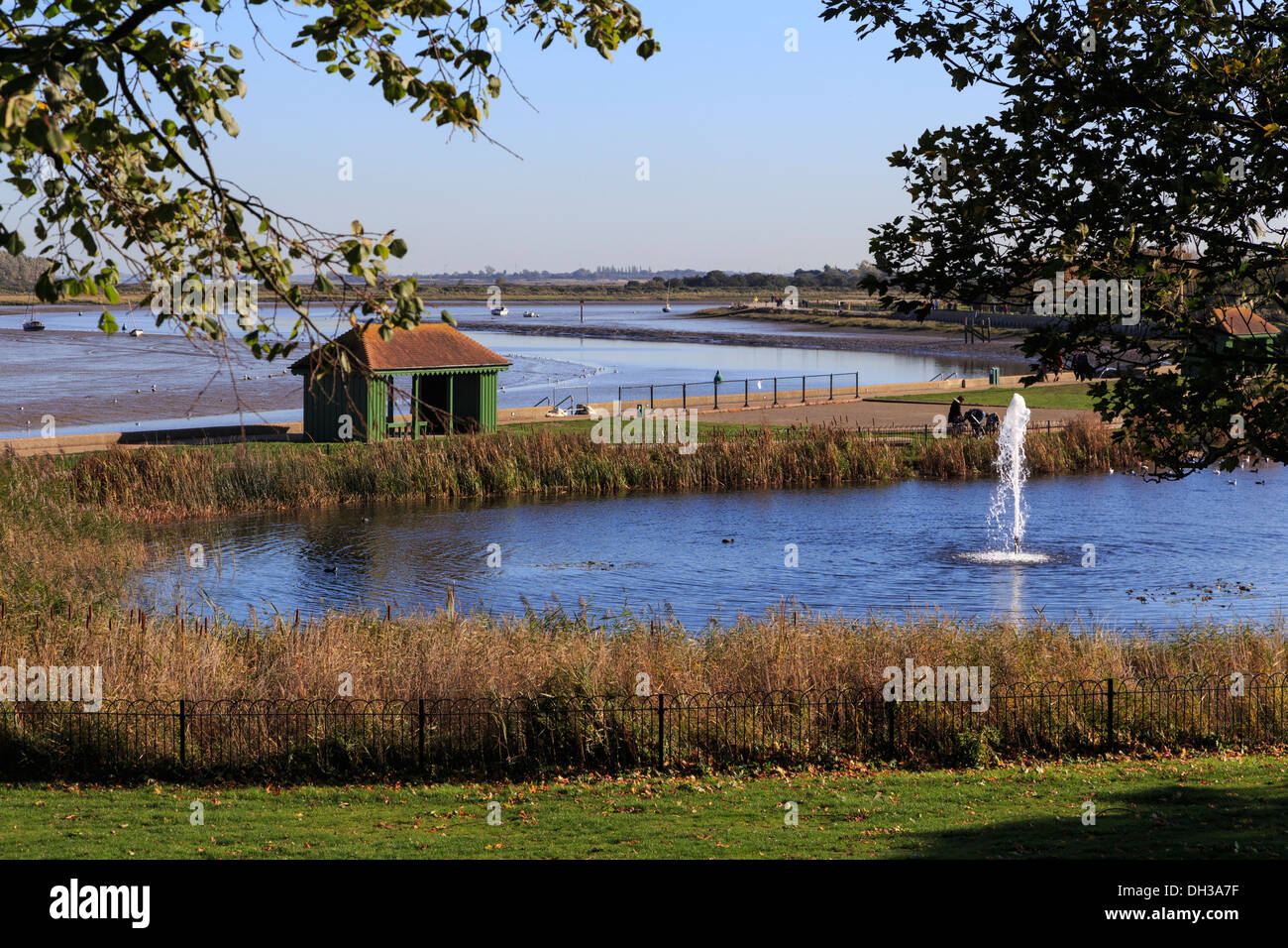 Maldon promenade walk hi-res stock photography and images - Alamy