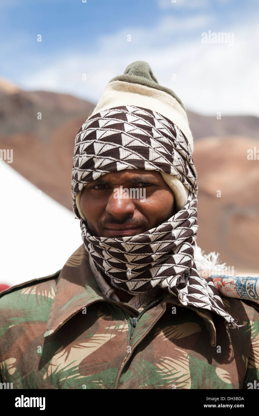 Indian road worker involved in construction of Leh, Manali road, Moor ...