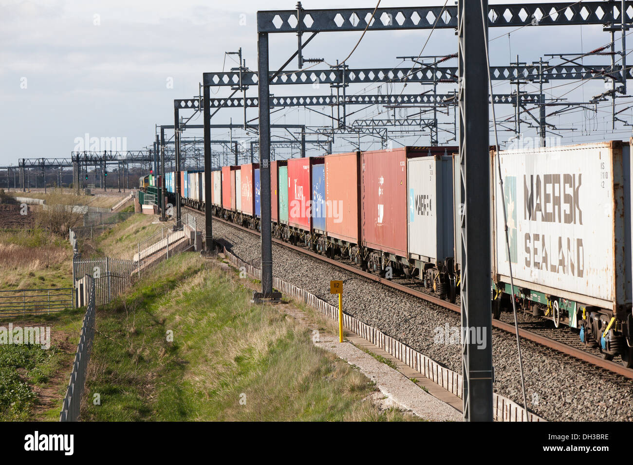 Maersk rail freight containers hi-res stock photography and images - Alamy