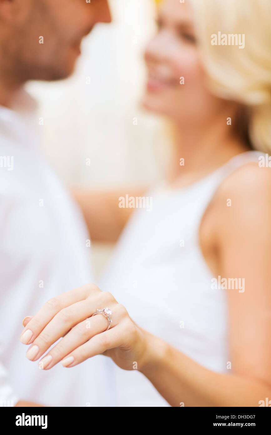 romantic man proposing to beautiful woman Stock Photo - Alamy