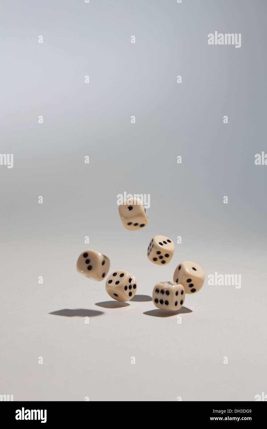 Rolling the dice hi-res stock photography and images - Alamy