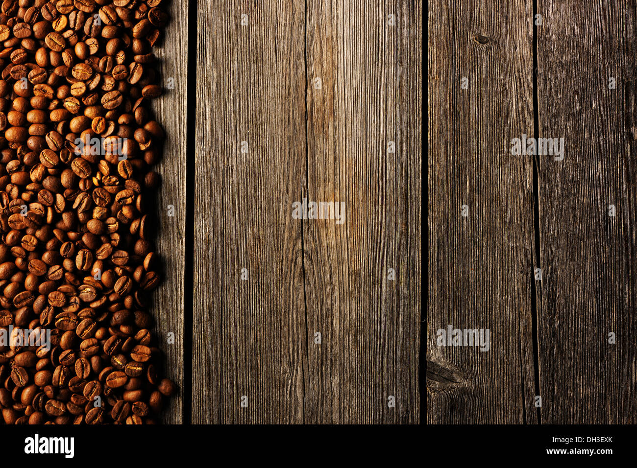 Coffee beans background Stock Photo - Alamy