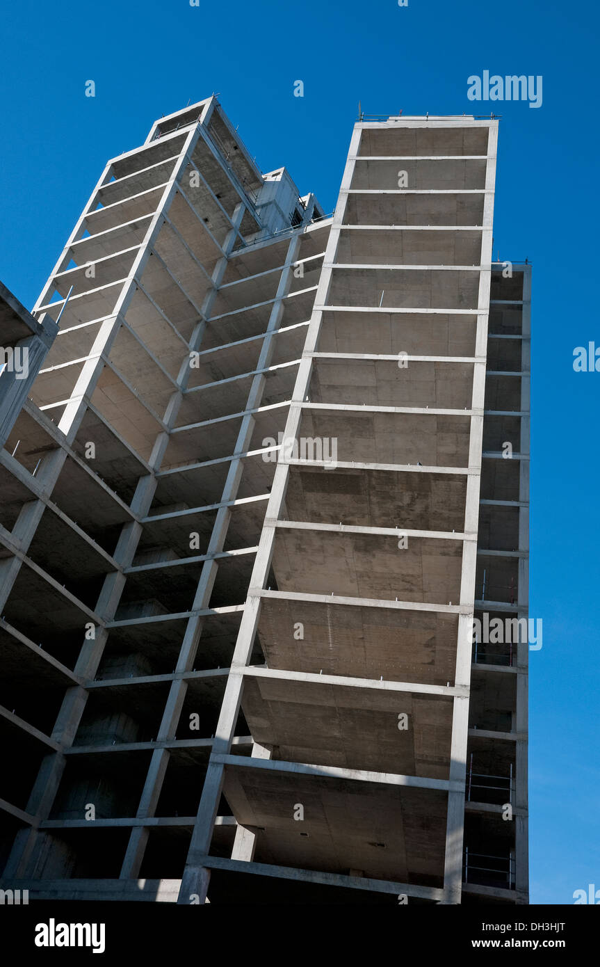 Unfinished concrete building structure hi-res stock photography and ...