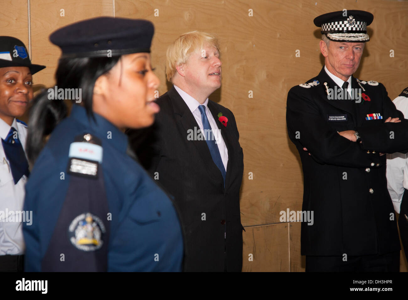 Southwark volunteer police cadets hi-res stock photography and images ...