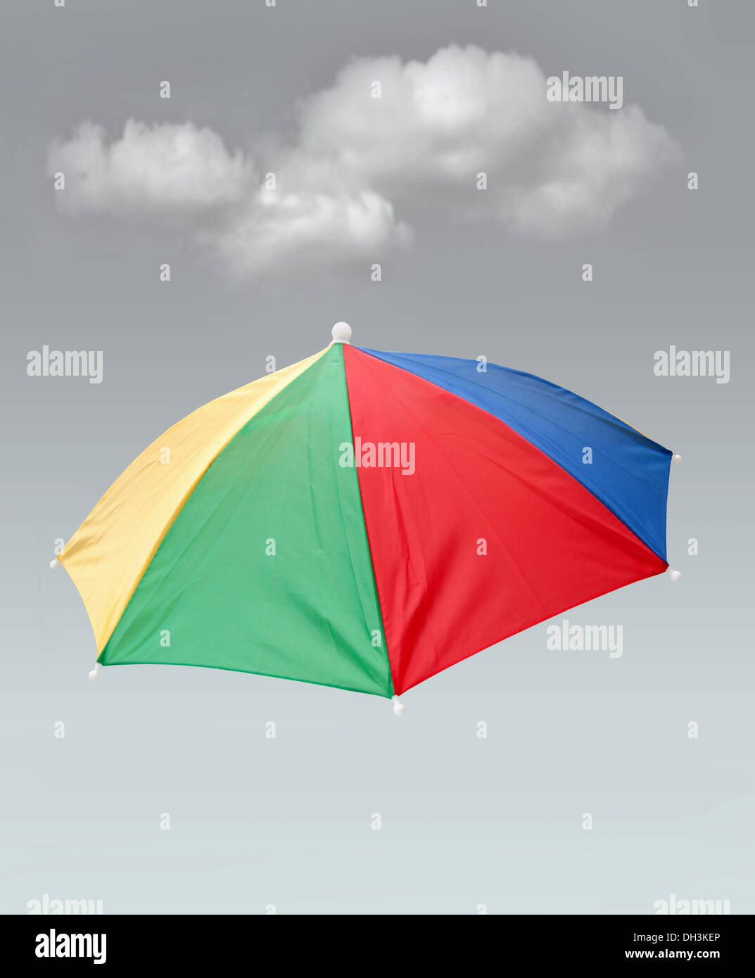 Hovering rain clouds hi-res stock photography and images - Alamy