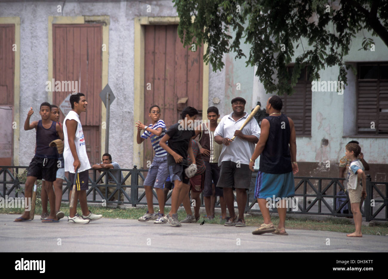 Cuban boys playing baseball in a Havana street, Cuba Stock Photo - Alamy