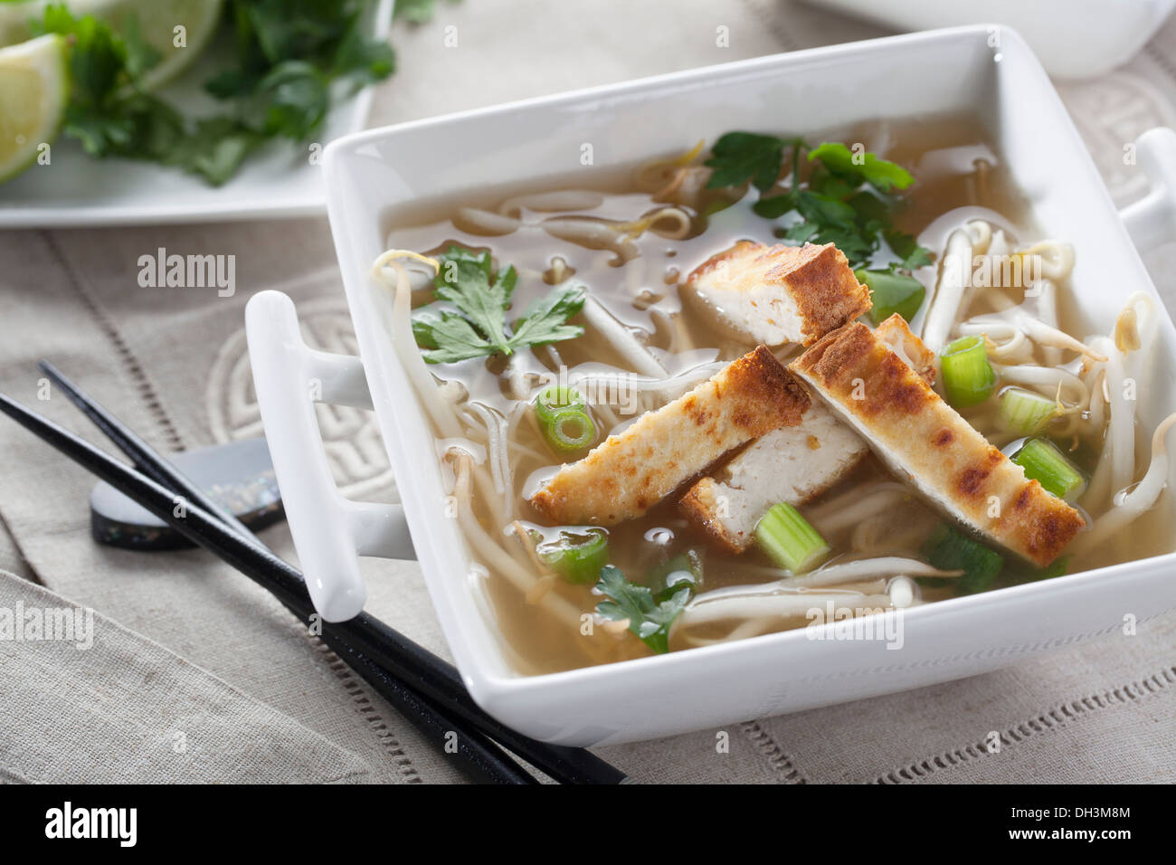 Pho bean sprouts hi-res stock photography and images - Alamy