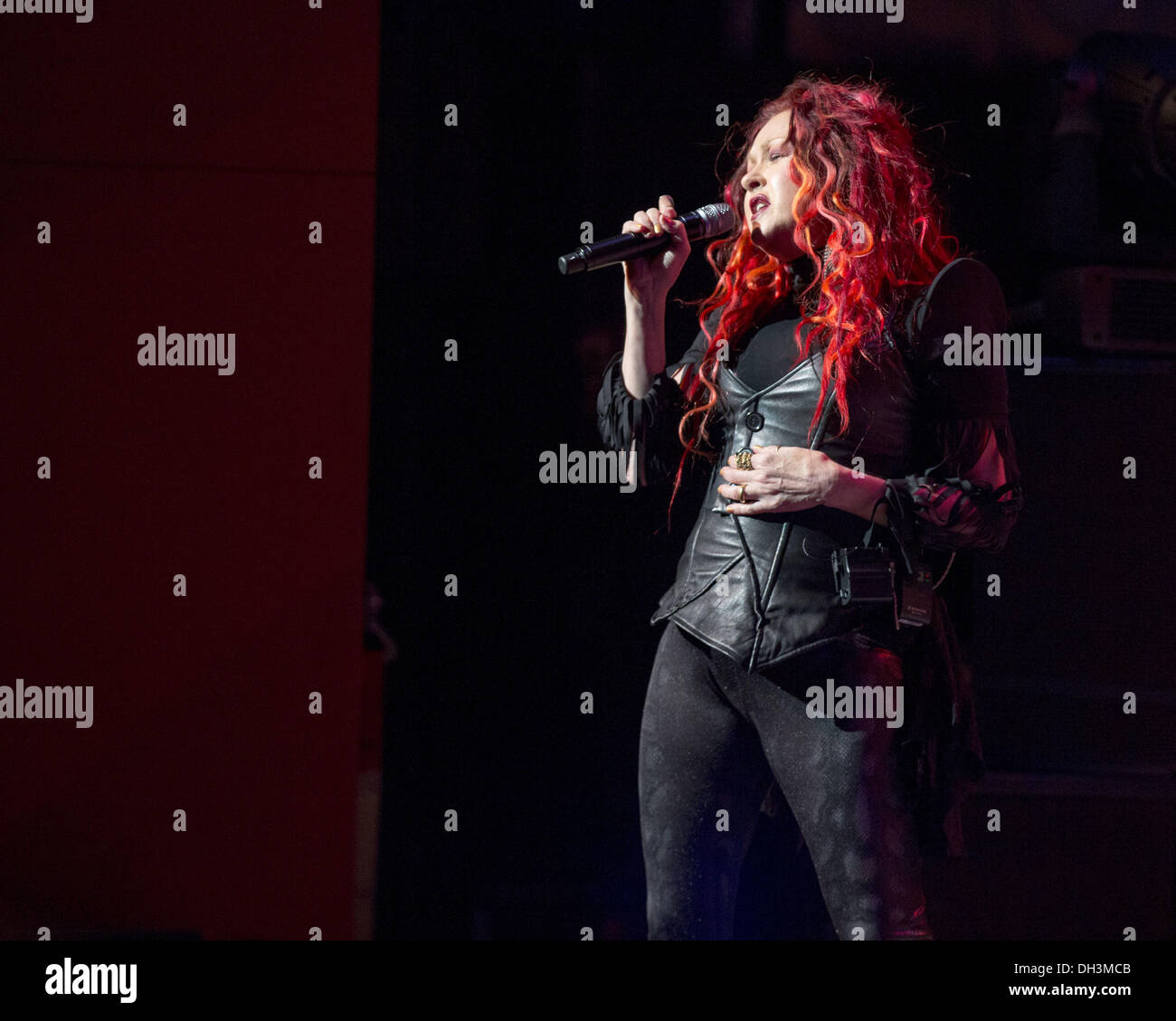 Singer cyndi lauper hi-res stock photography and images - Alamy