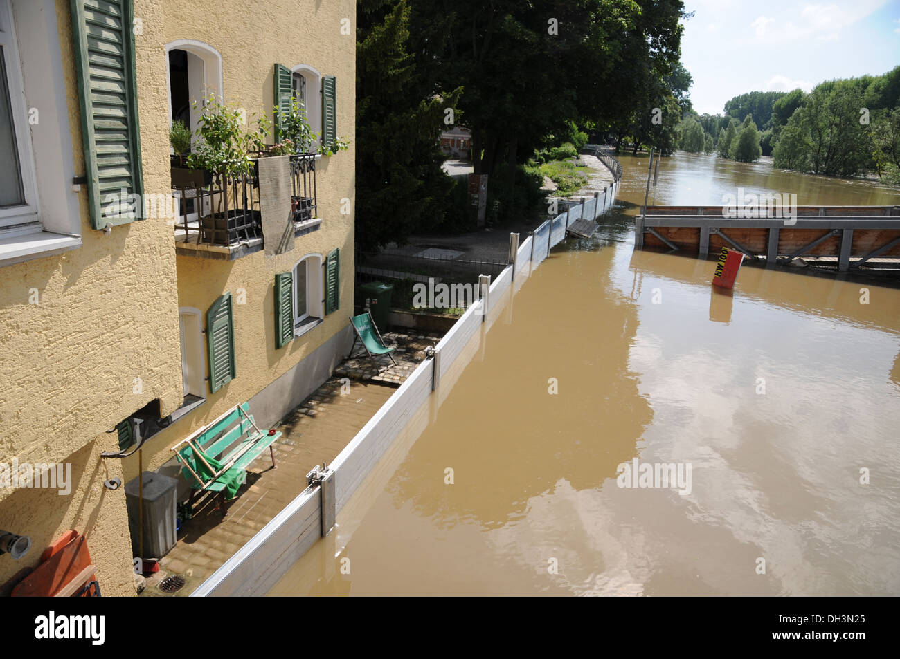 River danube flood hi-res stock photography and images - Alamy