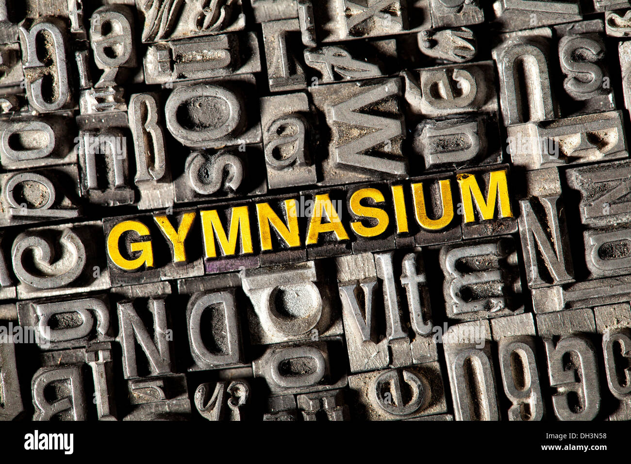 Old gymnasium hi-res stock photography and images - Alamy