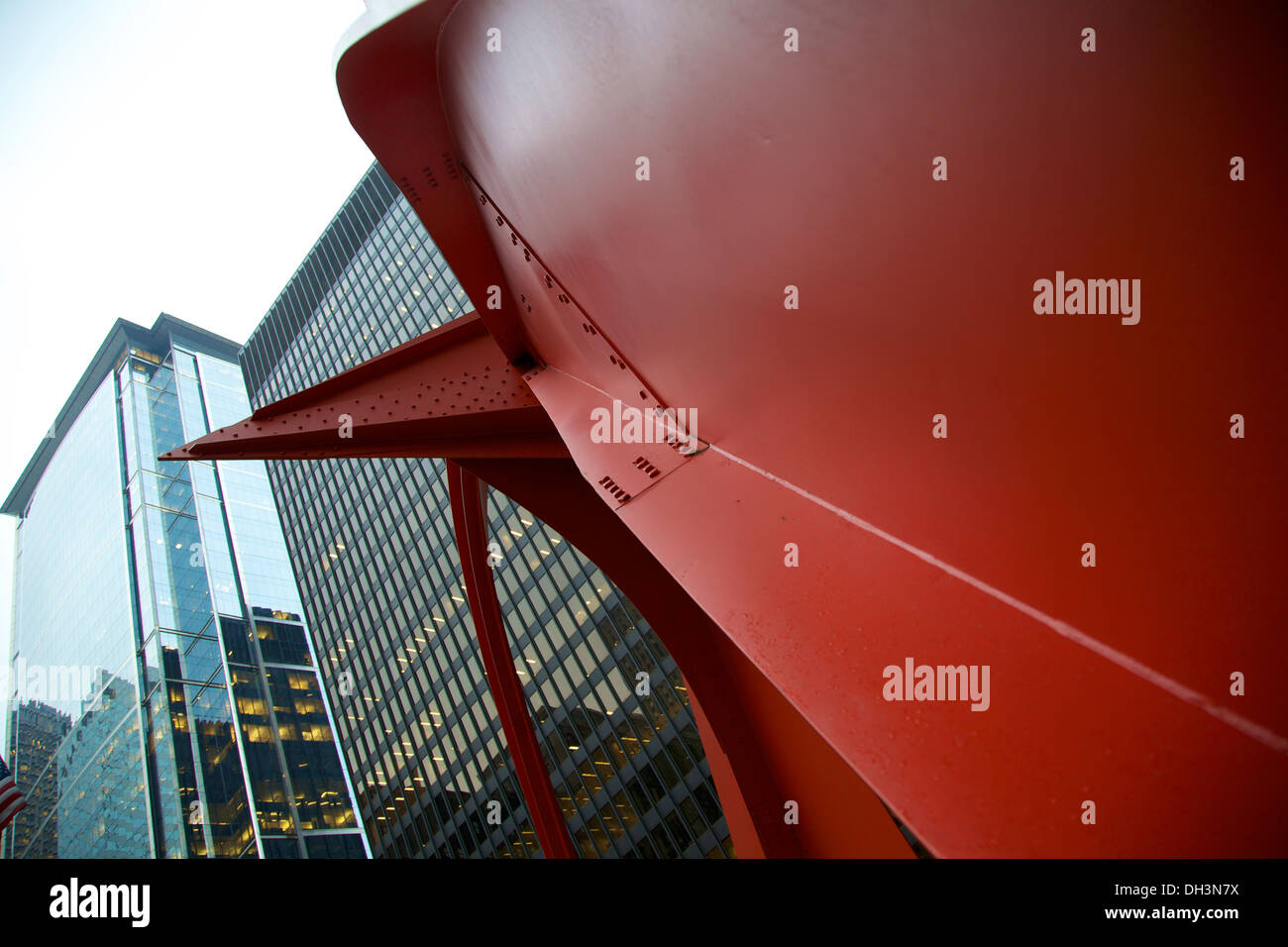 Alexander calder red stabile sculpture hi-res stock photography and ...