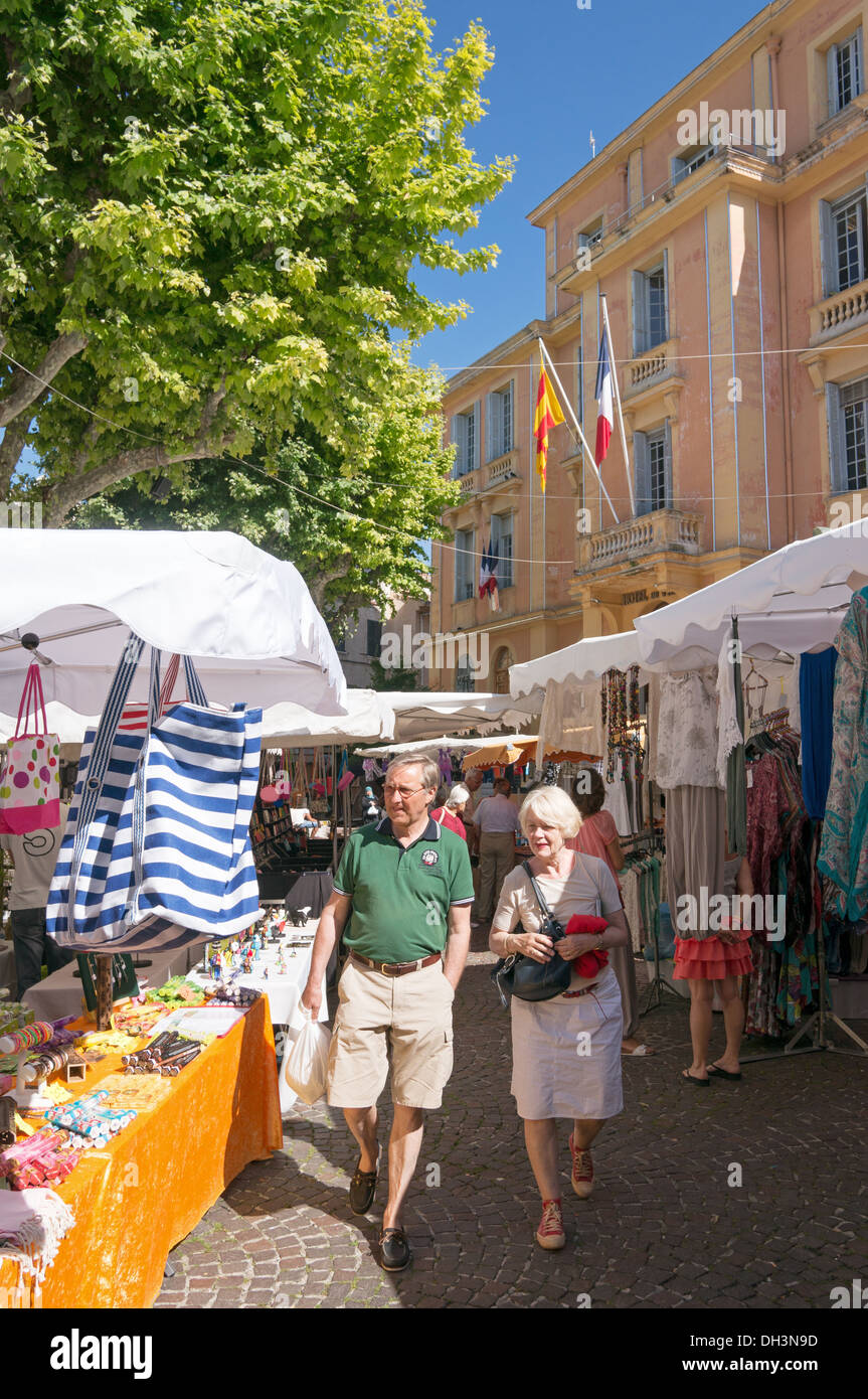 St paul de vence market hi-res stock photography and images - Alamy