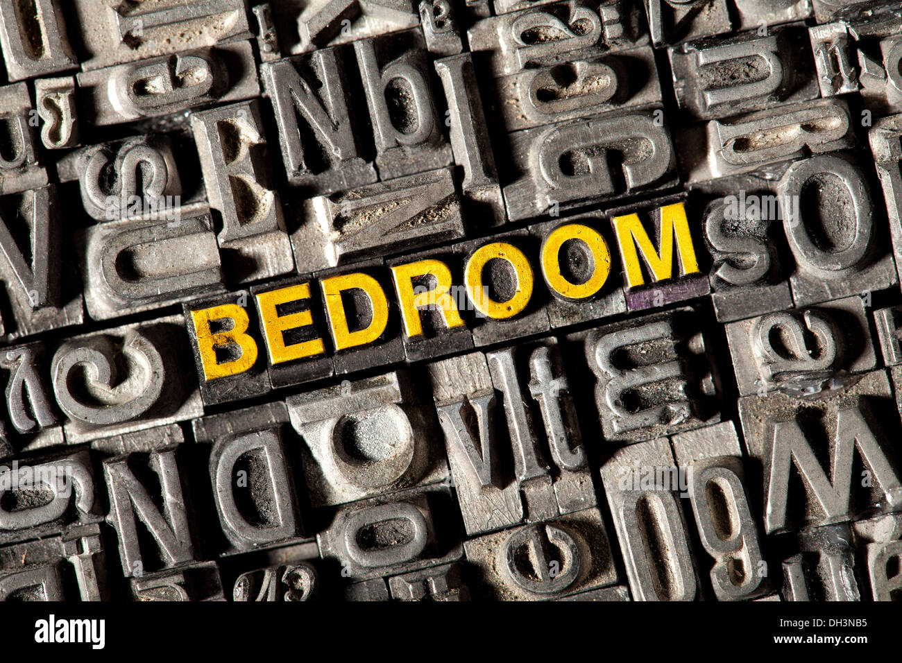 Old lead letters forming the word "bedroom Stock Photo - Alamy