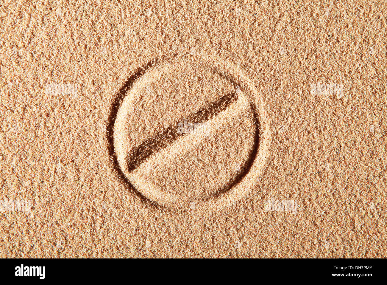 Diagonal line hi-res stock photography and images - Alamy
