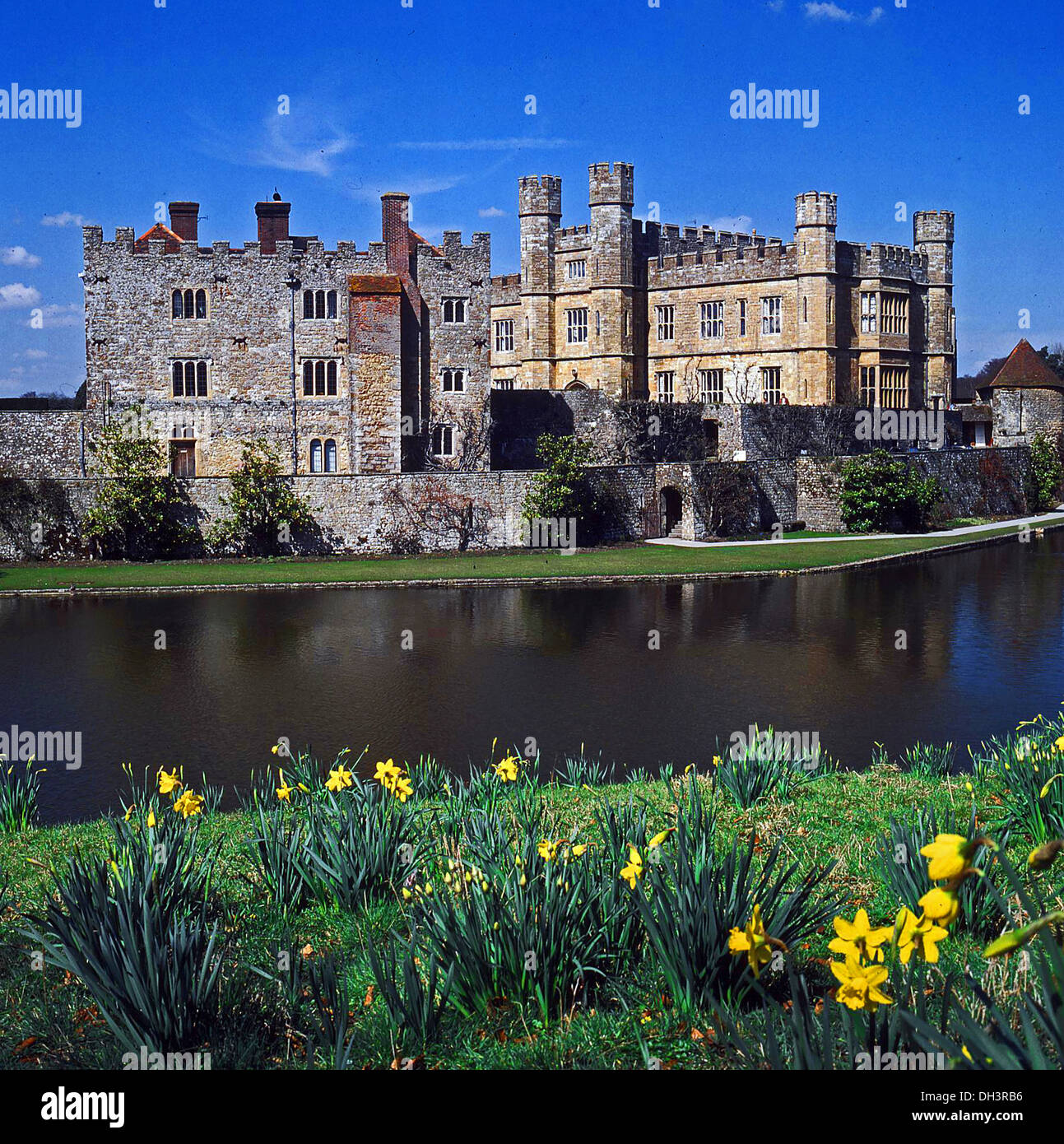 Walks at leeds castle hi-res stock photography and images - Alamy