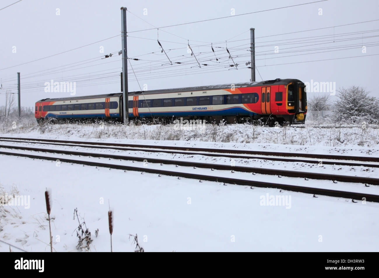 Winter Snow, 158 class East Midlands Trains, High Speed Diesel Train ...