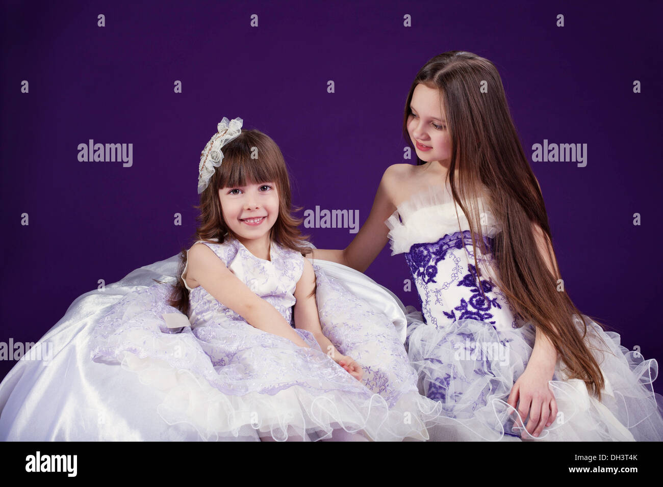 Charming girls hi-res stock photography and images - Alamy