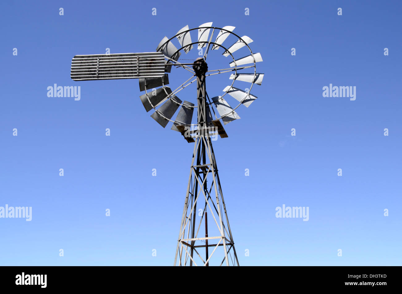 Australian old windmill hi-res stock photography and images - Alamy
