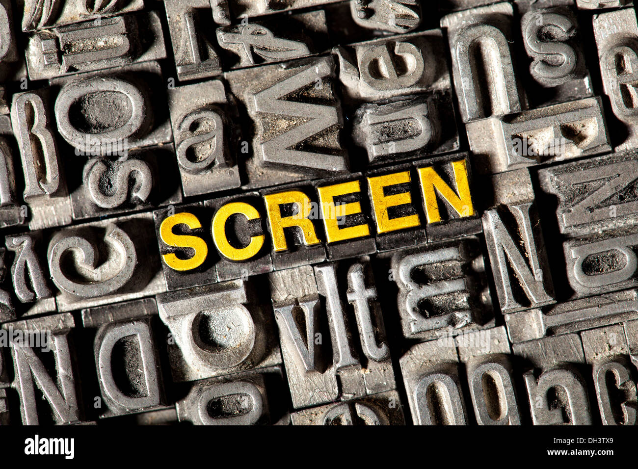 Old lead letters forming the word "SCREEN Stock Photo - Alamy