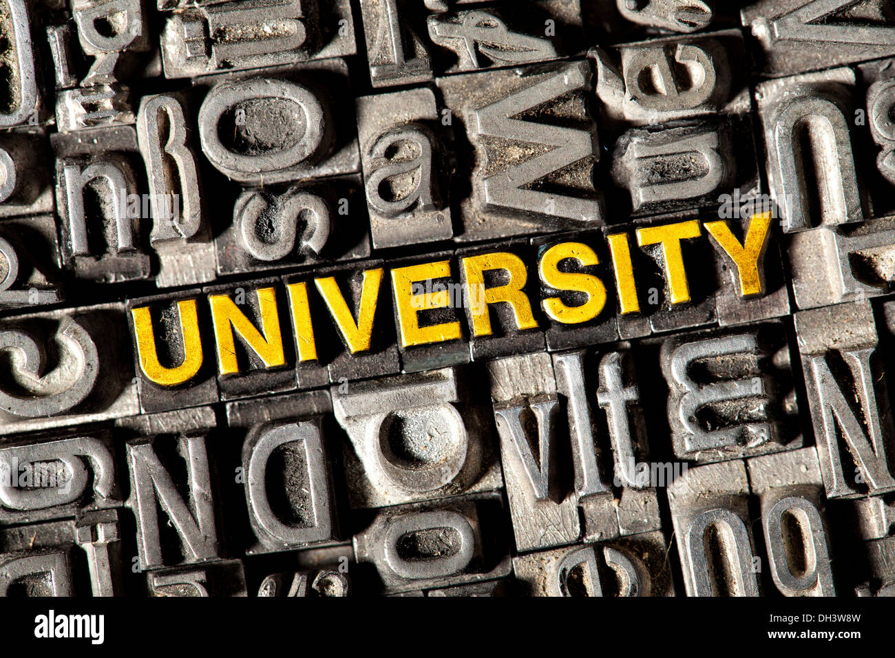 University typography hi-res stock photography and images - Alamy