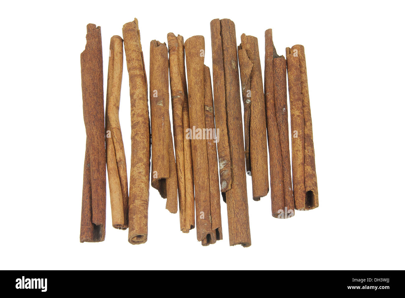 Raw cinnamon bark hi-res stock photography and images - Alamy