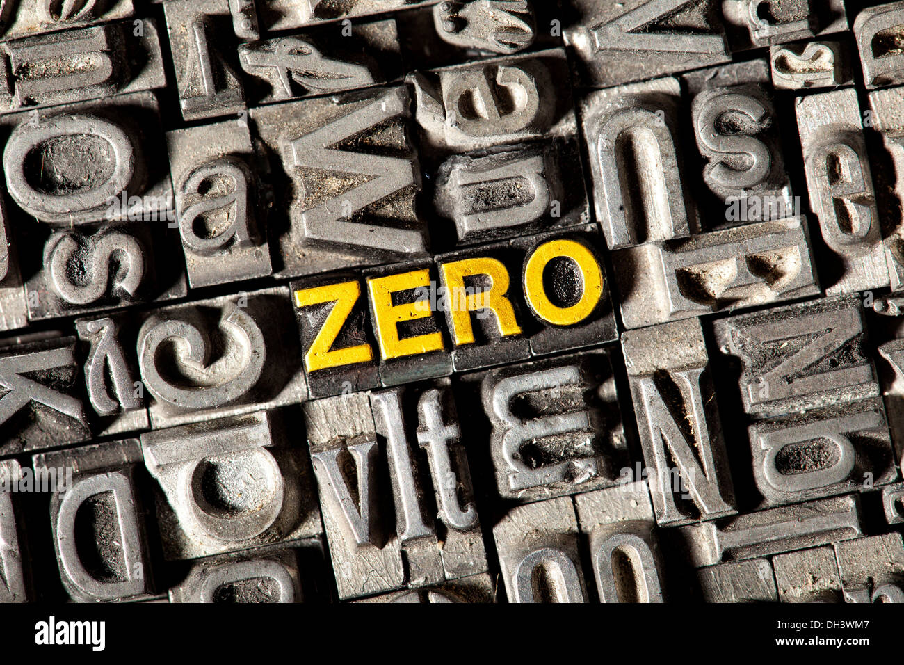 Old lead letters forming the word "zero Stock Photo - Alamy