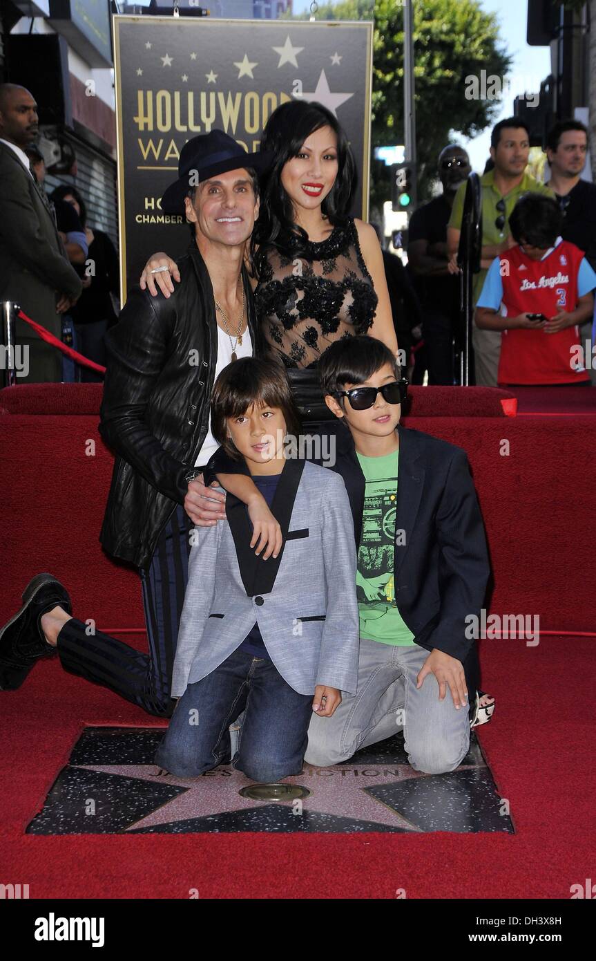 Hezron wolfgang farrell and etty farrell hi-res stock photography and ...