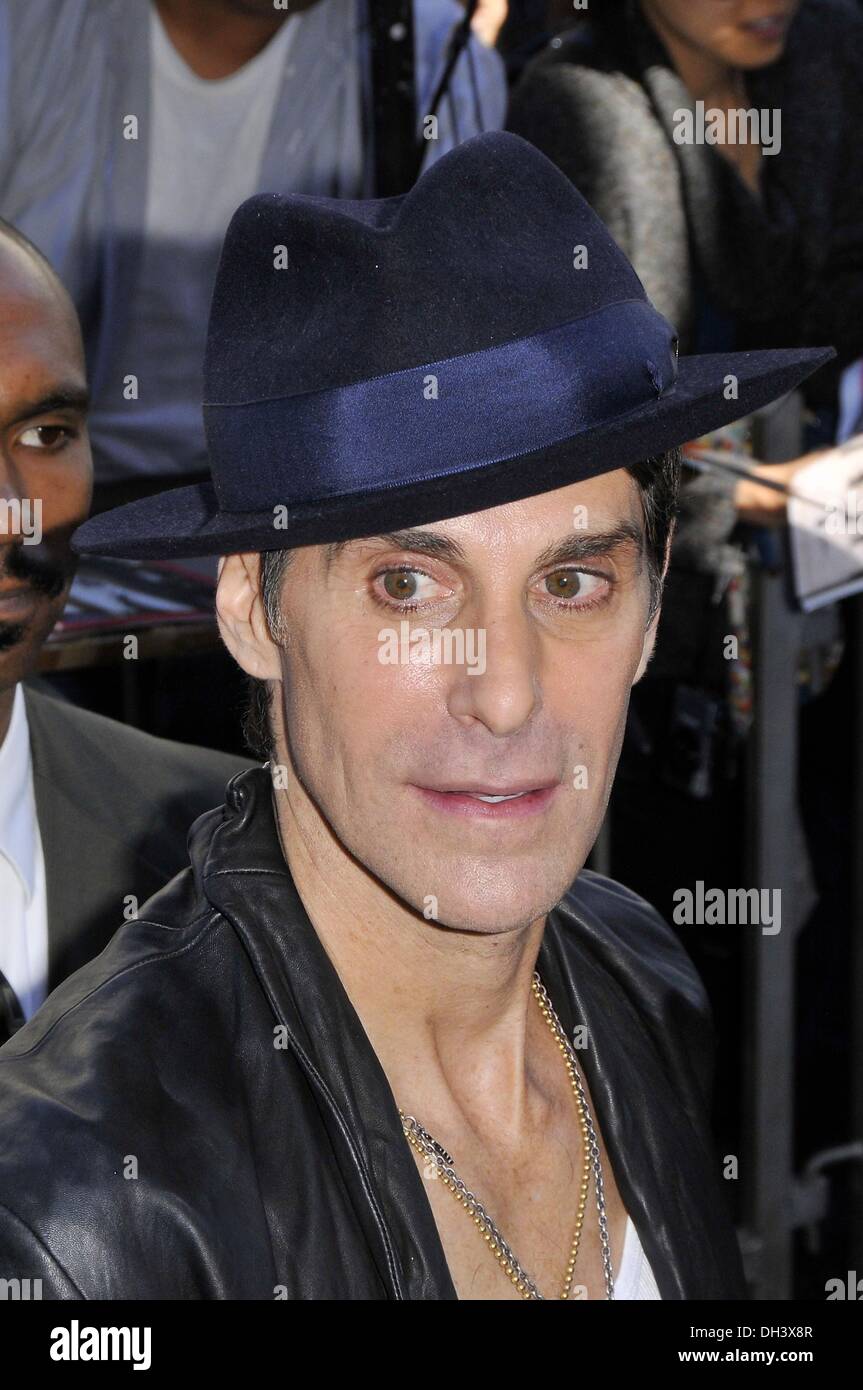 Los Angeles, CA, USA. 30th Oct, 2013. Perry Farrell at the induction ...
